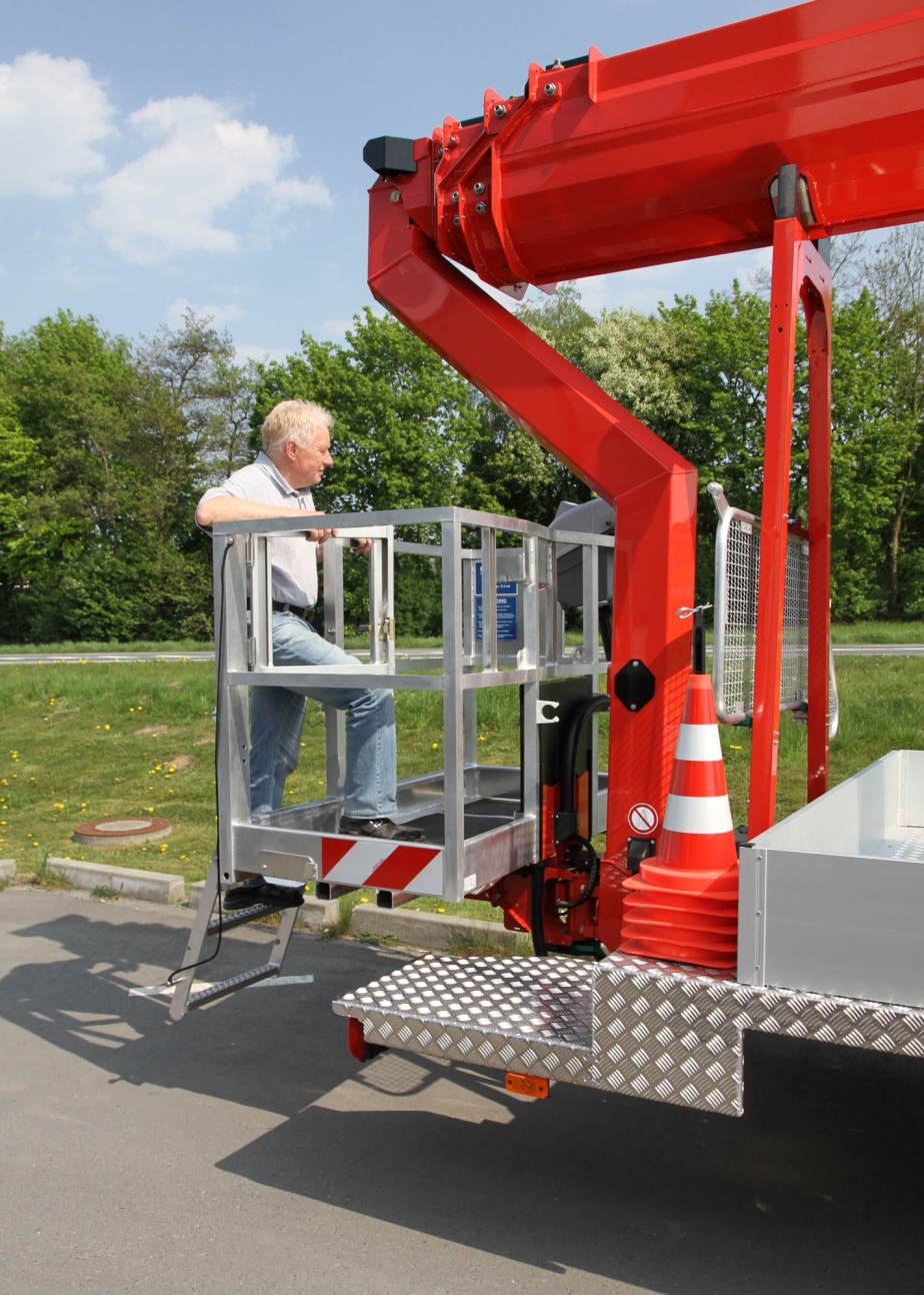 RUTHMANN STEIGER ® T 330 | RUTHMANN